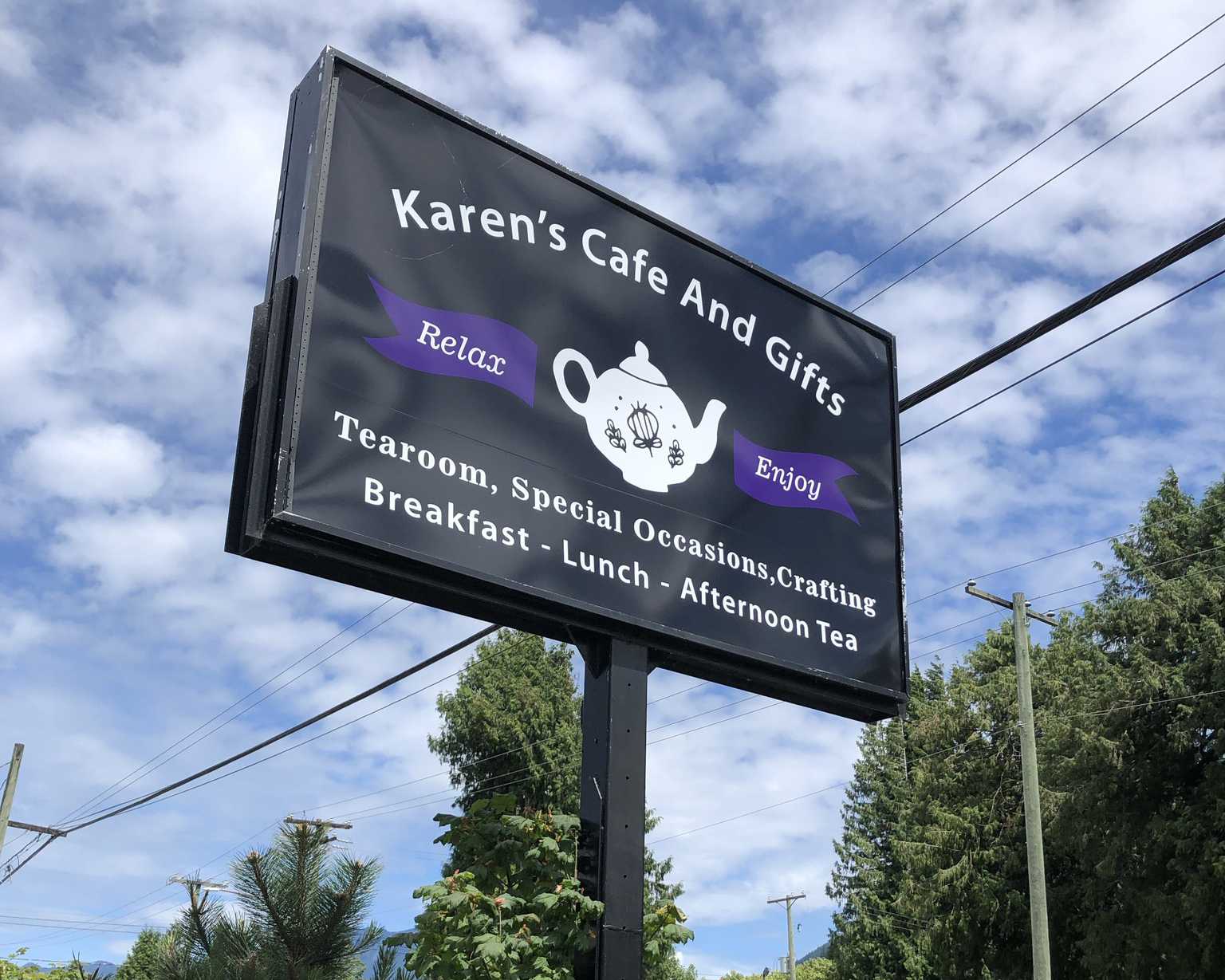 Karen’s Café & Gifts | Harrison River Valley